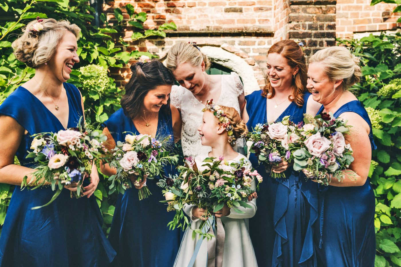 A Guide to Selecting the Right Wedding Flowers